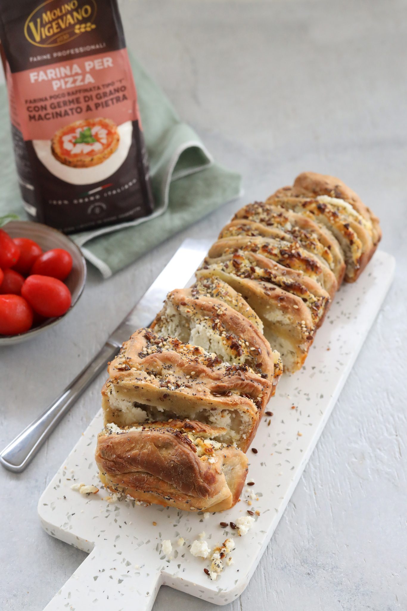 Pane con crema di feta e timo - ricetta gustosa - Molino Vigevano