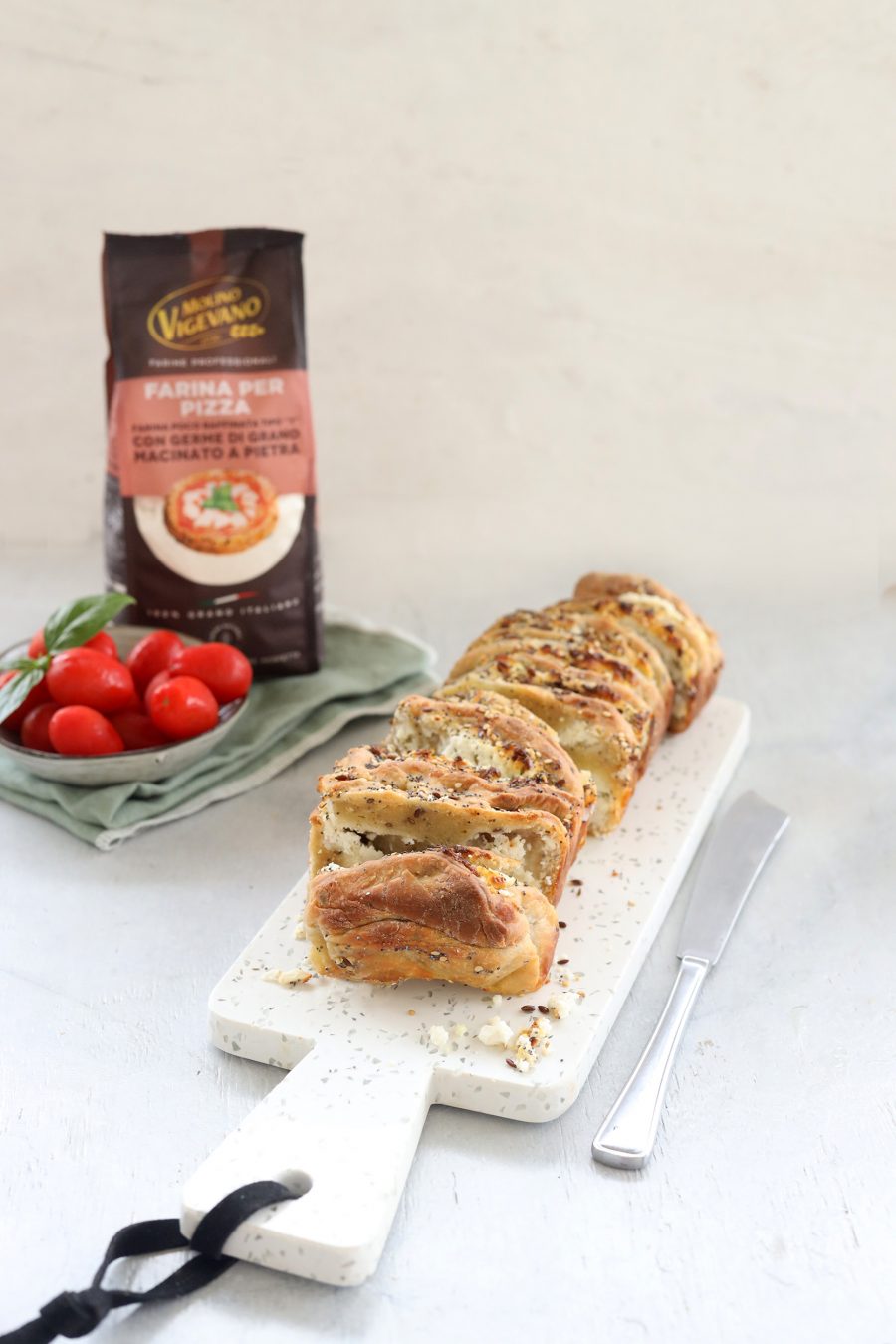 Pane con crema di feta e timo - ricetta gustosa - Molino Vigevano